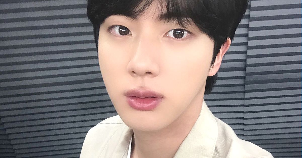BTS's Jin Revealed His Favorite Hair Color Of All Time - Koreaboo