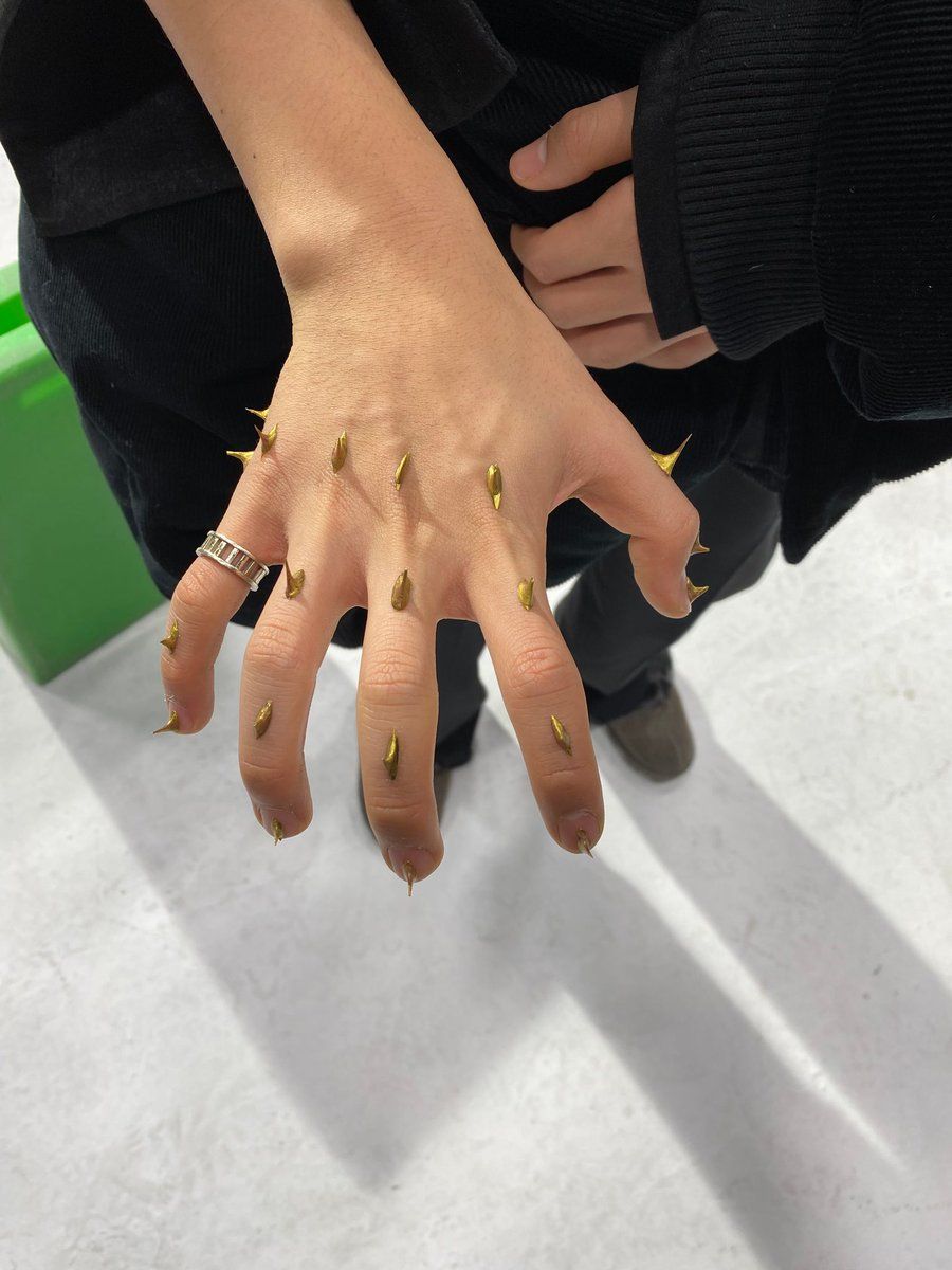 SEVENTEEN's Hoshi Solves The Mystery Of Whose Hands Were In "Fallin ...