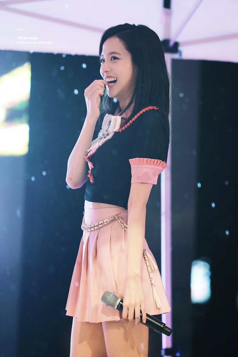 20 Times BLACKPINK’s Jisoo Showed Off Her Killer Body Line - Koreaboo