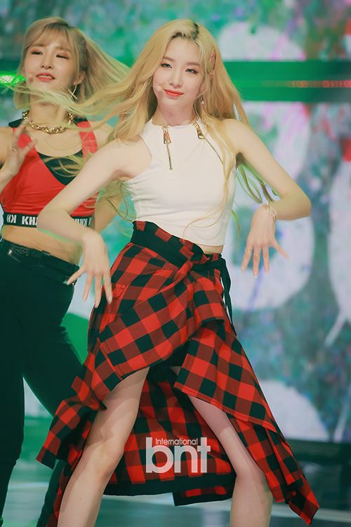 These 11 Girl Group Idols Are All Over 170cm Tall—And They’re Still ...