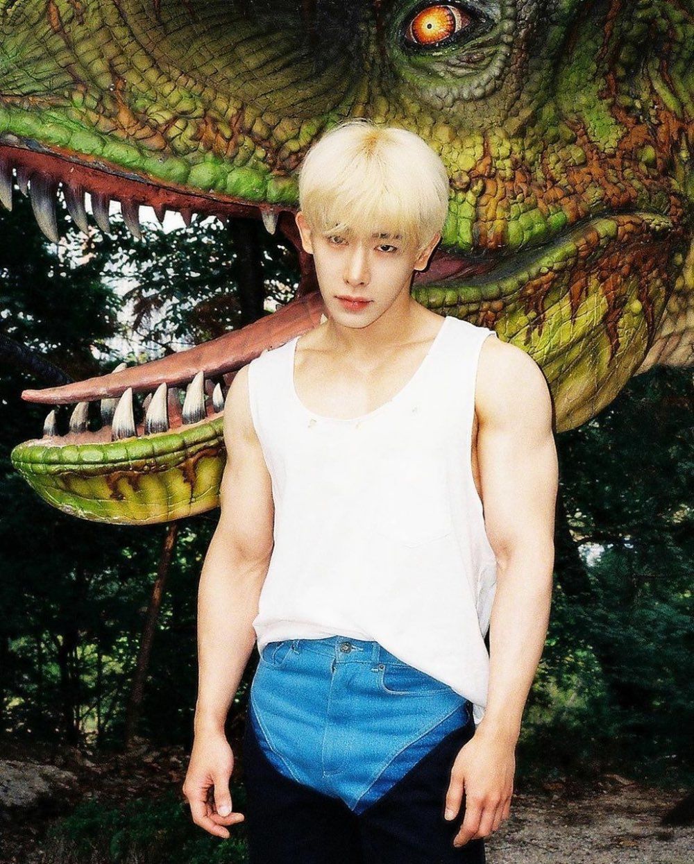 Just 25+ Pictures Of Wonho's Incredible Muscular Physique To Inspire ...