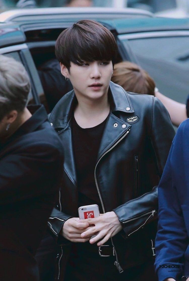 These 40+ Photos Prove That BTS Members Look Like Angels In All White ...