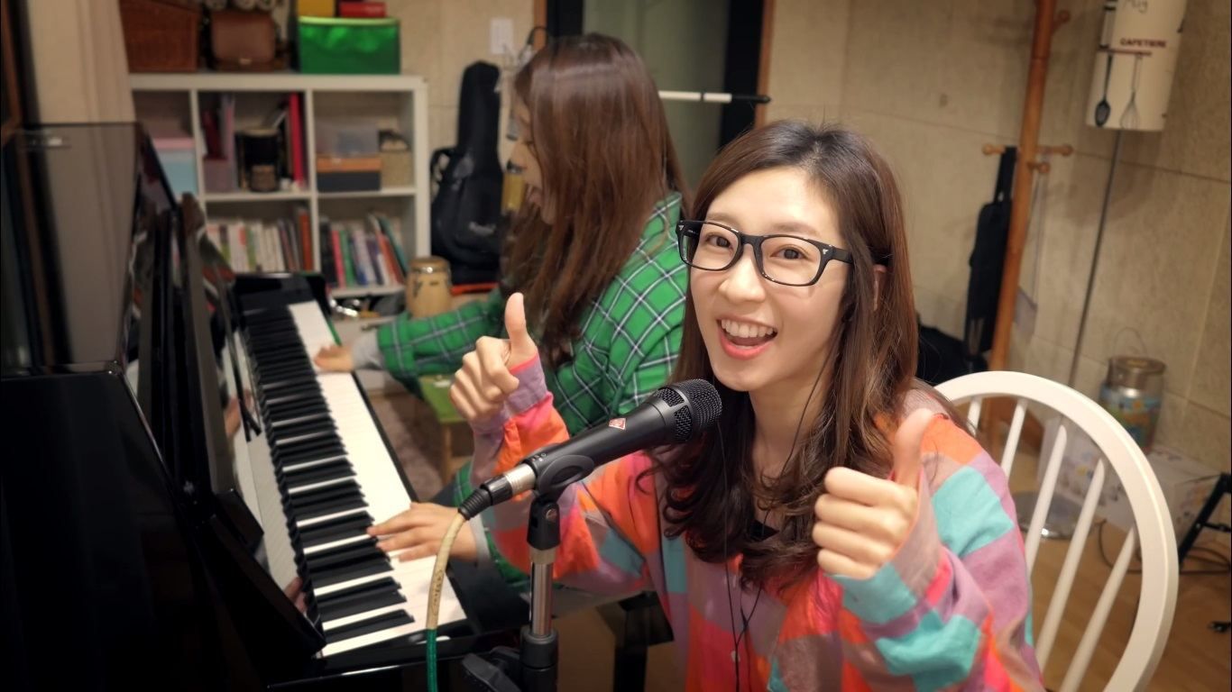 VIDEO] J Rabbit releases live performance for new song "Good Luck"