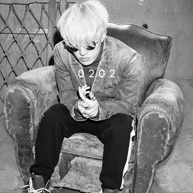 Zion.T reveals third photo teaser for "Young" collaboration