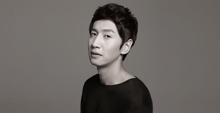 Lee Kwang Soo renews contract with King Kong Entertainment