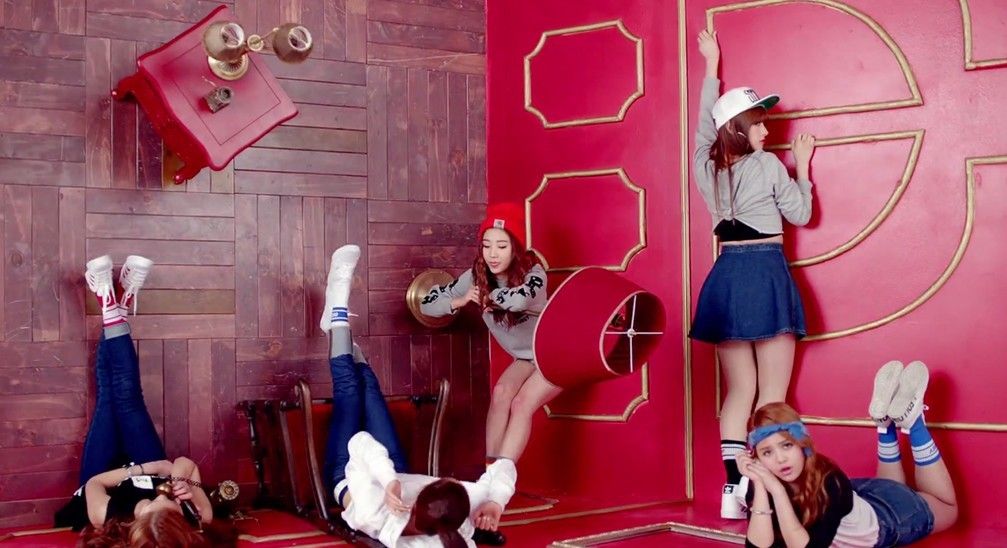Cube's rookie group CLC is adorably charming in "Pepe" debut MV teaser