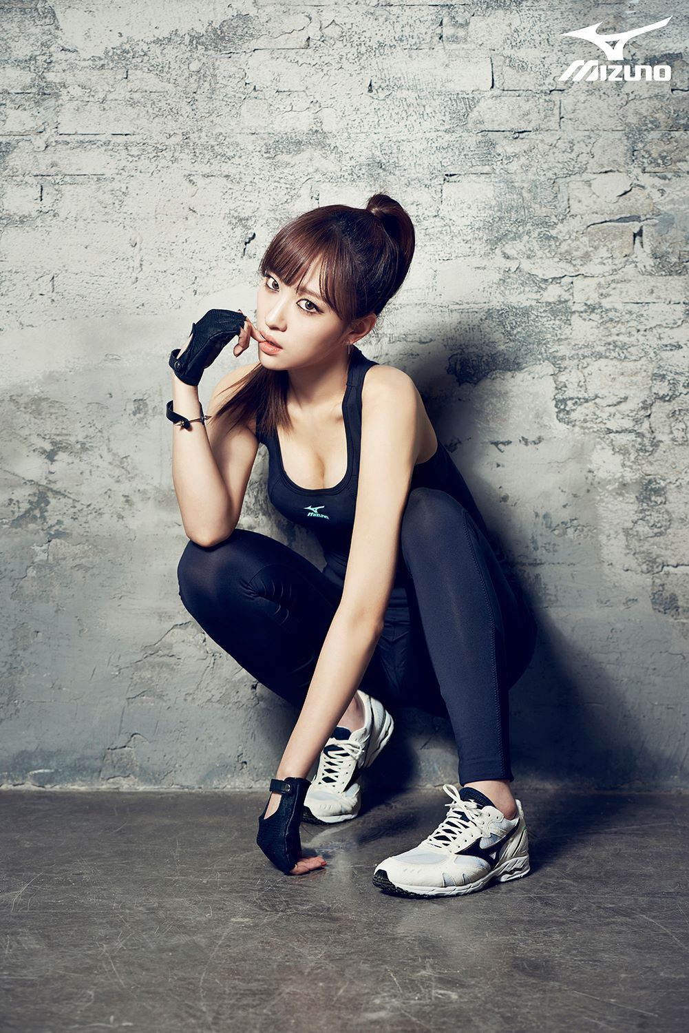 Mizuno Sports releases additional cuts of EXID Hani's photoshoot