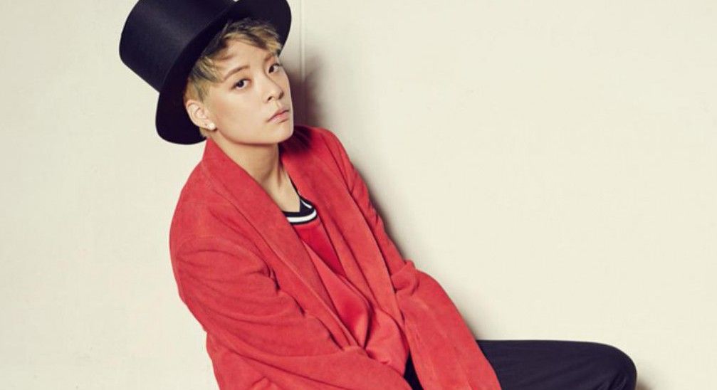 f(x)'s Amber appointed to become MC for "A Song for You 4"