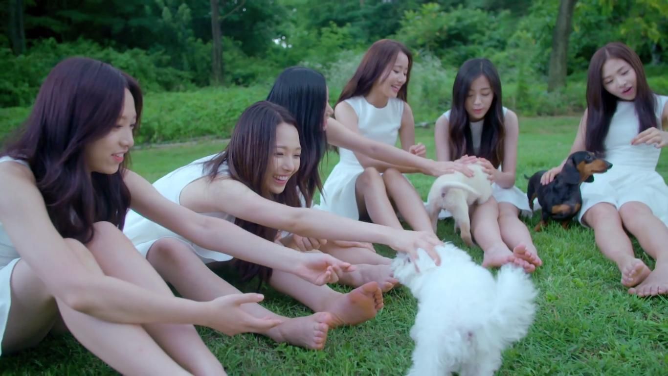 DSP Media's new girl group April continues to tease with a group video