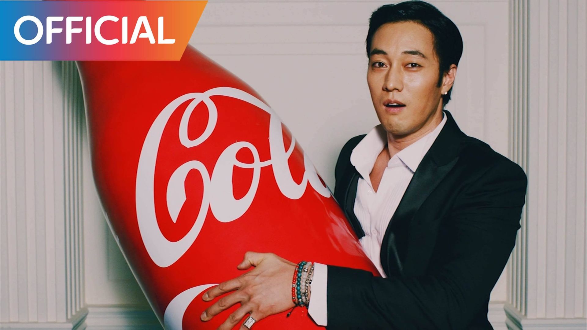 So Ji Sub is on the search for his "Coke Bottle Baby" in MV teaser