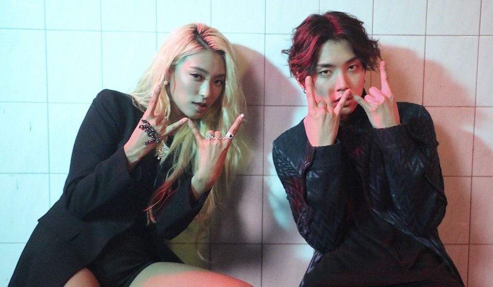 Jooyoung serenades in "Wet" MV featuring SISTAR's Bora