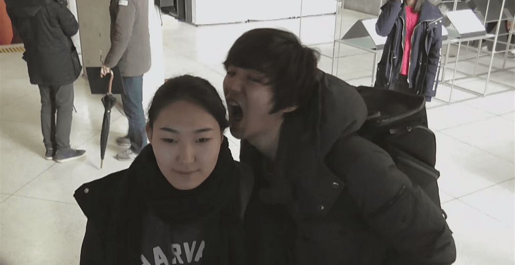 Snickers' Scary Mirror Prank Leaves Koreans Gasping With Surprise ...