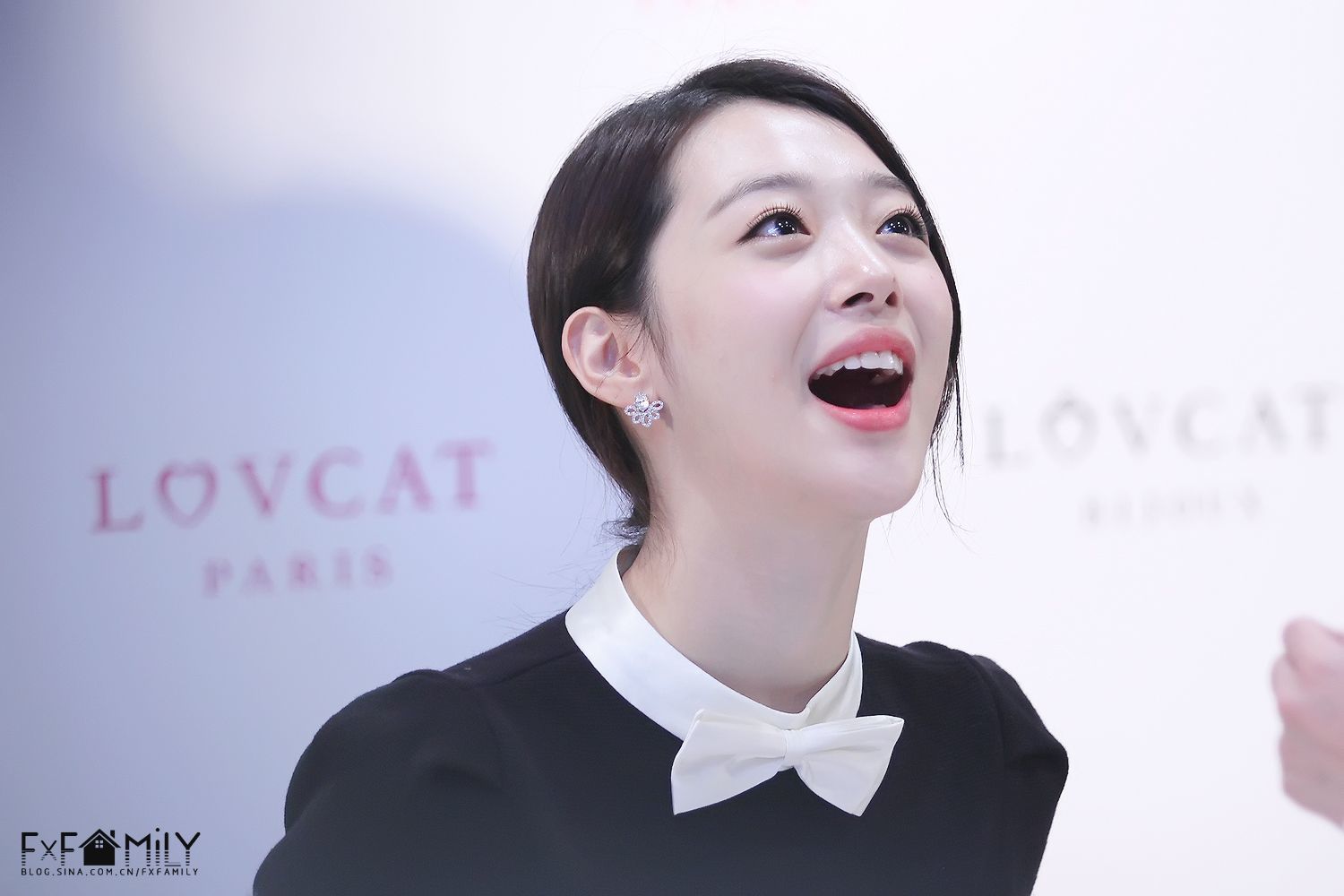 Compilation of photos of Sulli in her signature one-piece dress