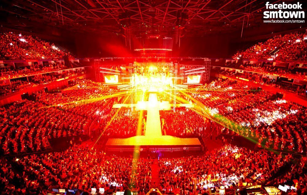 TVXQ fans enraged over iKON's official group color