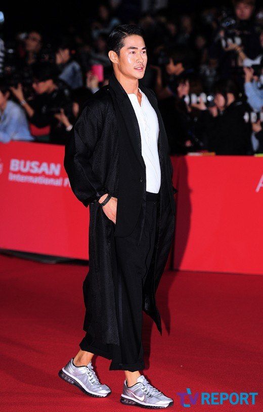 YG Entertainment's Top Visuals Are Their Actors And Actresses