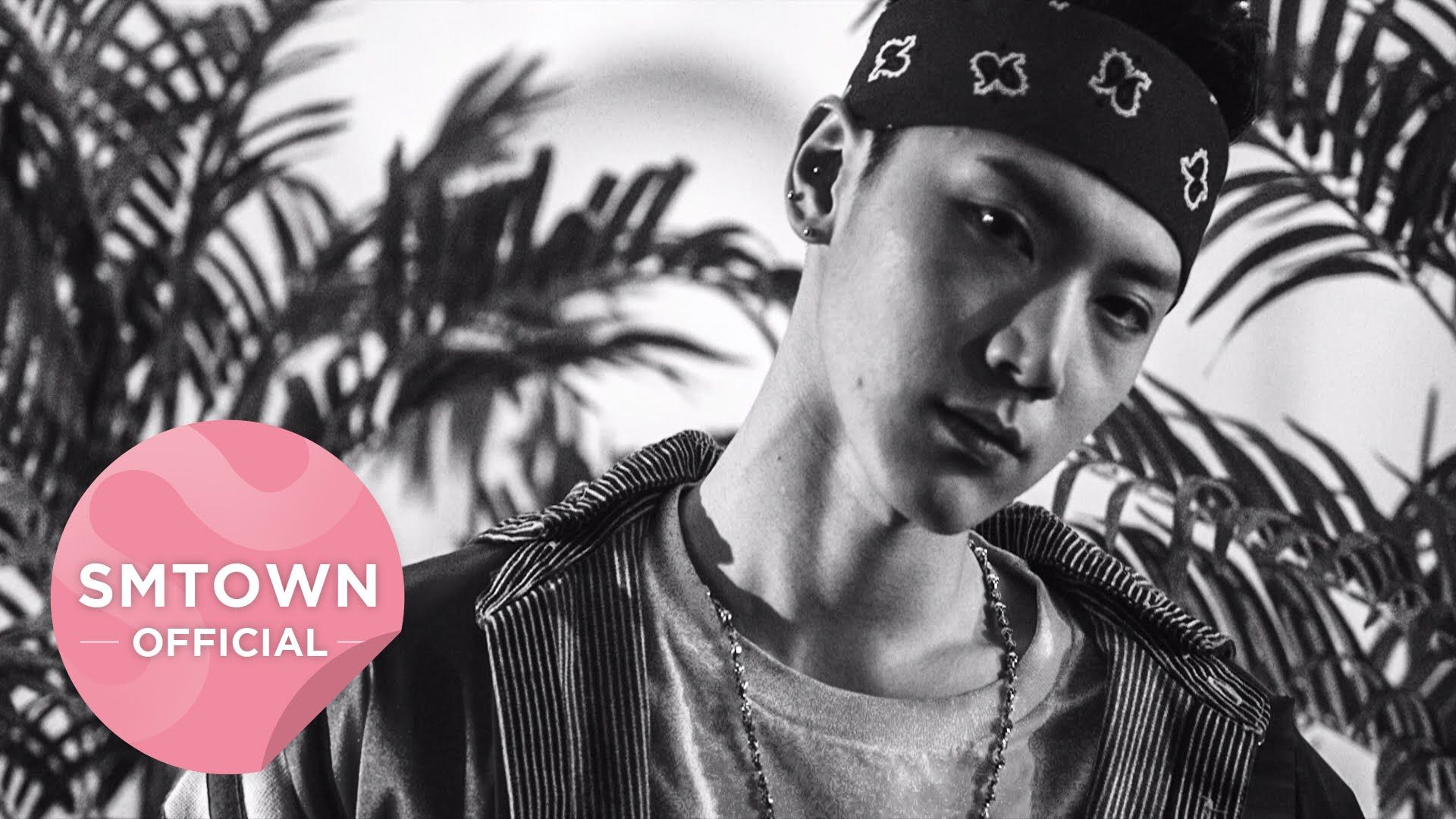 NCT U member Ten takes on "Hit The Stage" in latest episode - Koreaboo