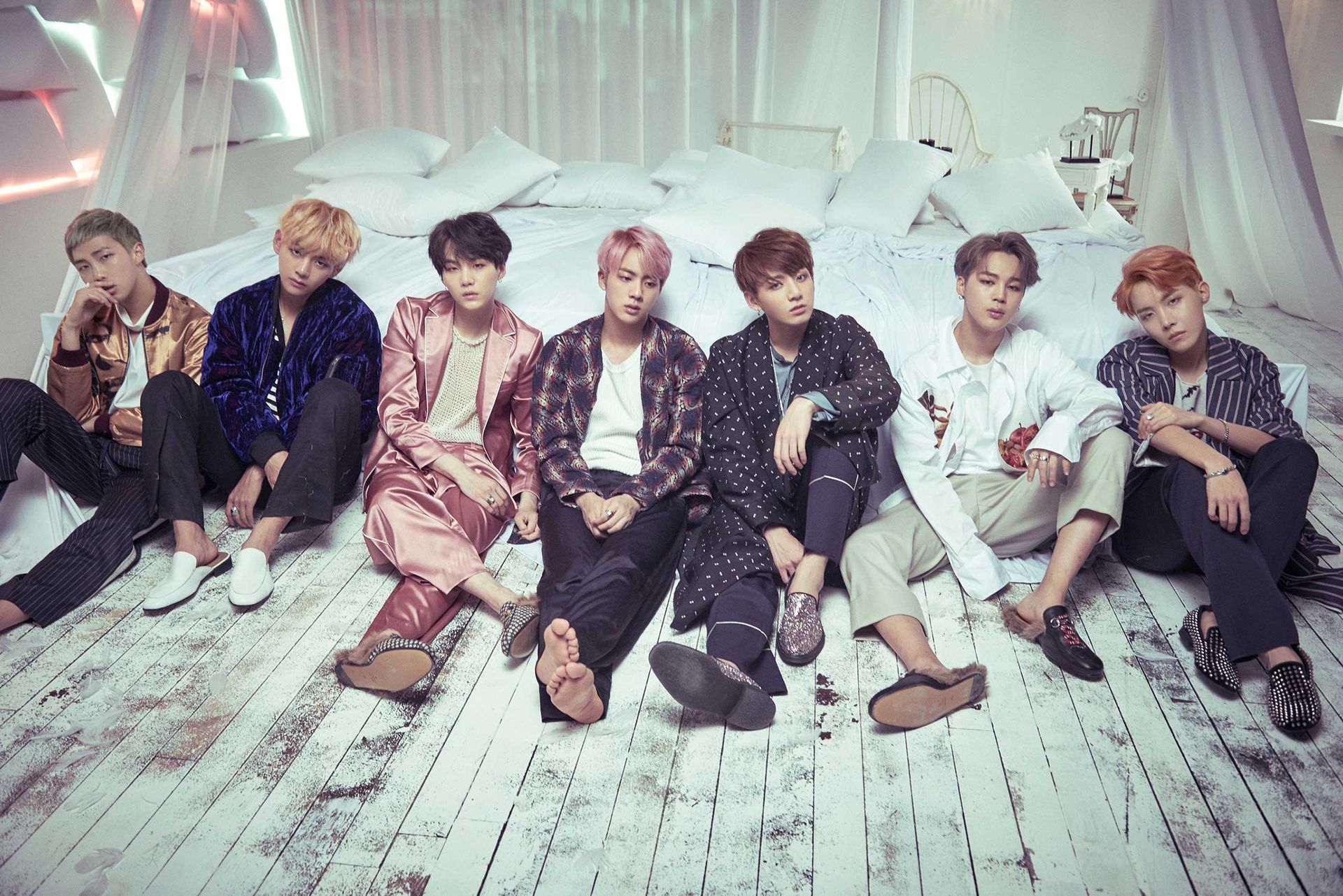 A bonus peek into BTS' "WINGS" jacket filming - Koreaboo