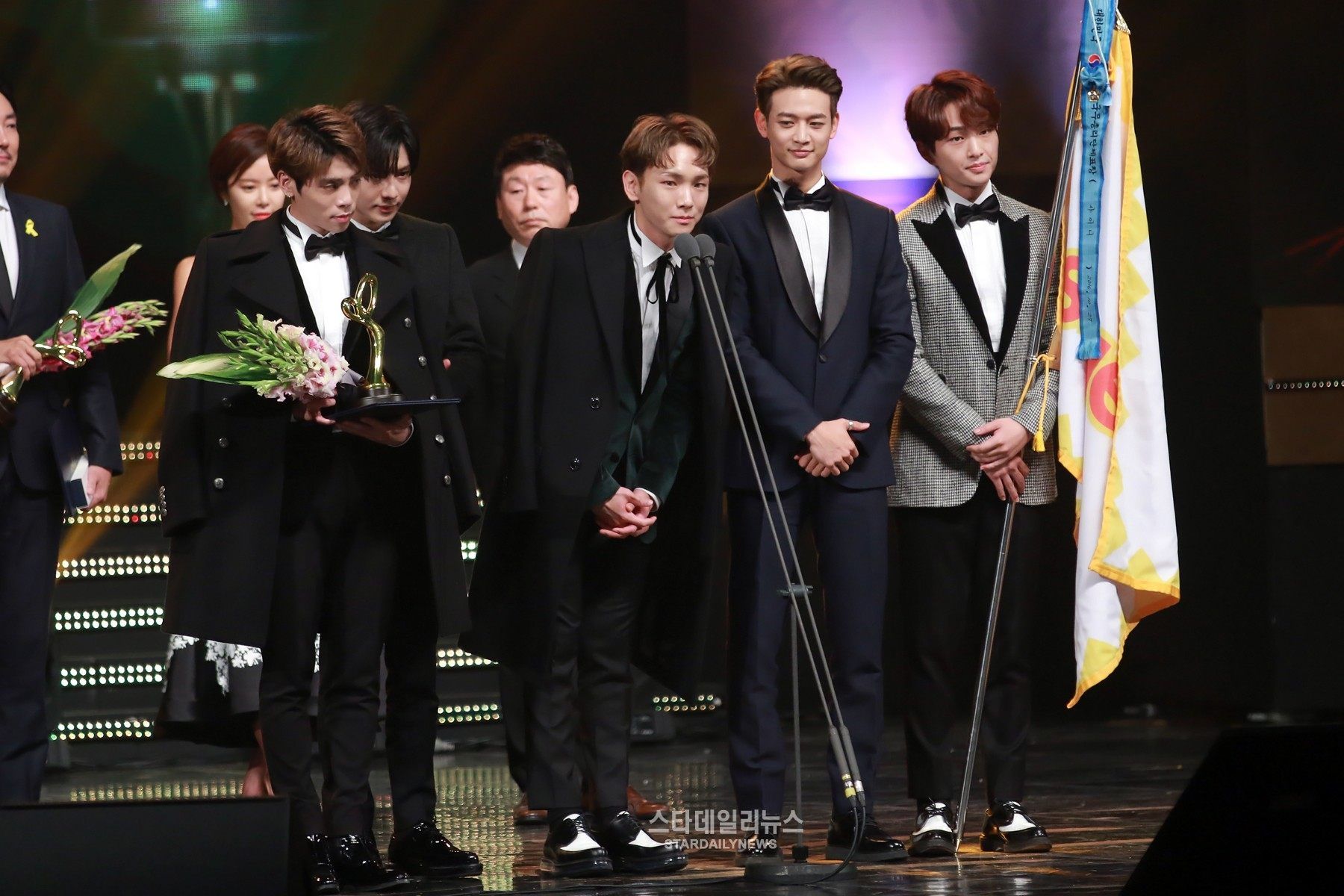 5 Kpop Groups that have outdone themselves in 2016