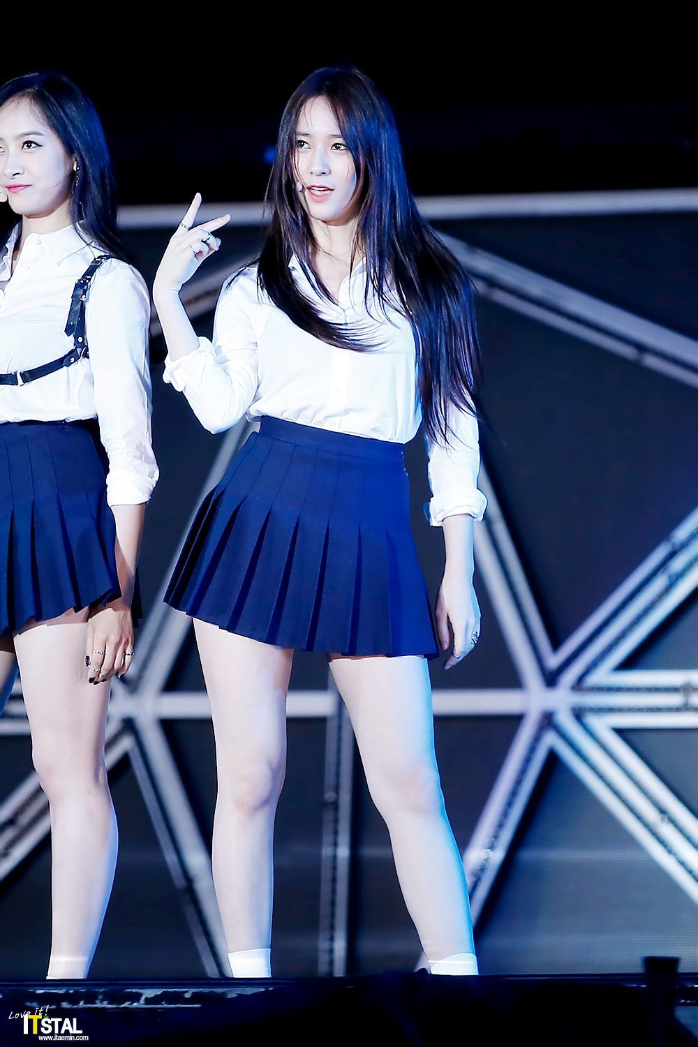 Fans notice Krystal appears to have gained weight - Koreaboo