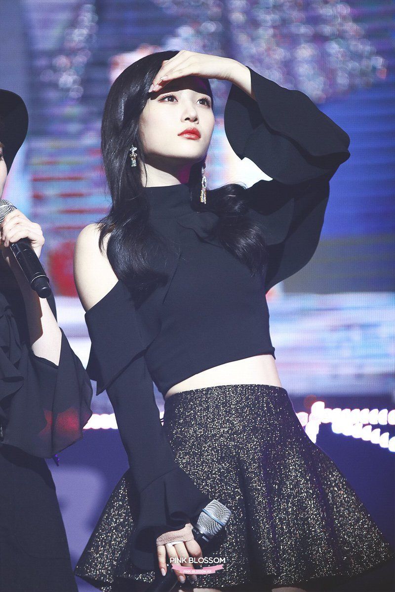 11 of I.O.I's Most Memorable Outfits That Show Why They'll Never Be ...