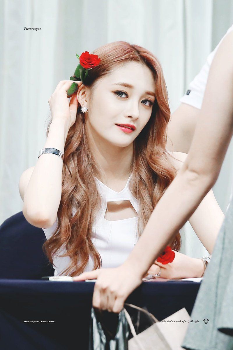 11 of I.O.I's Most Memorable Outfits That Show Why They'll Never Be ...