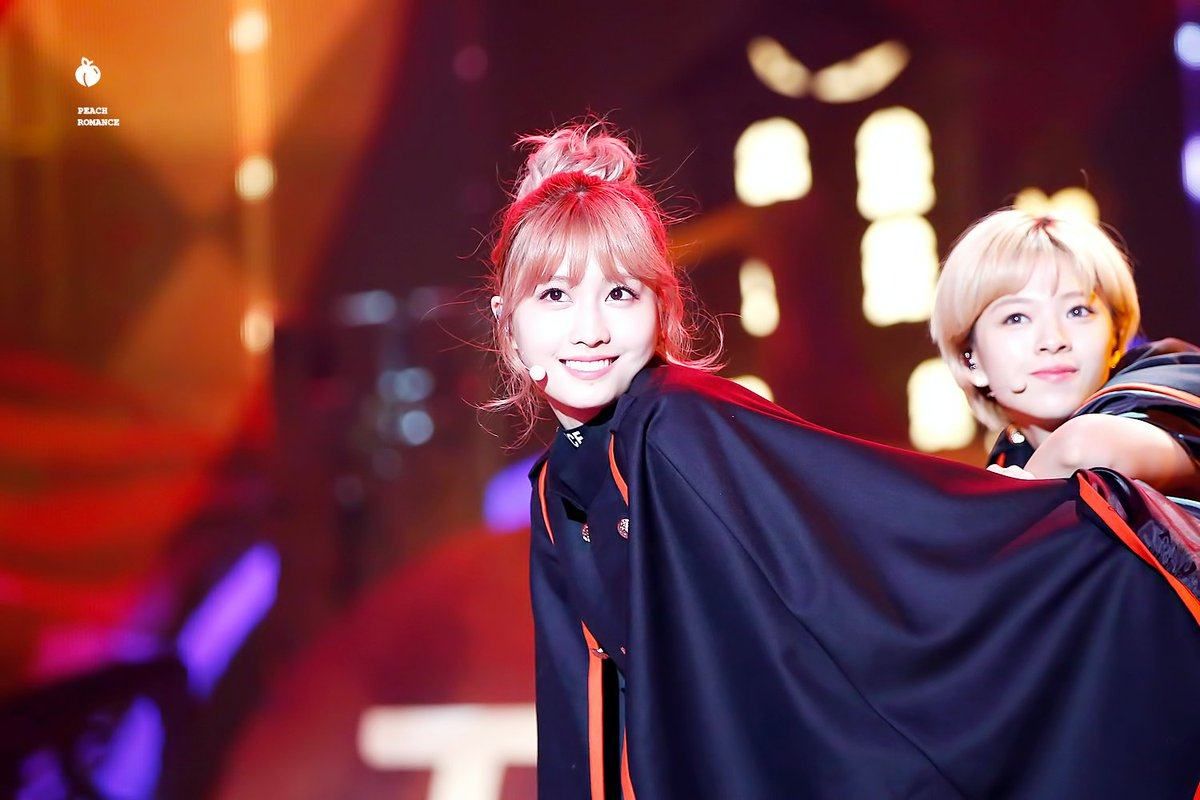 Momo tried to straighten her doll's hair, what happened next will leave ...