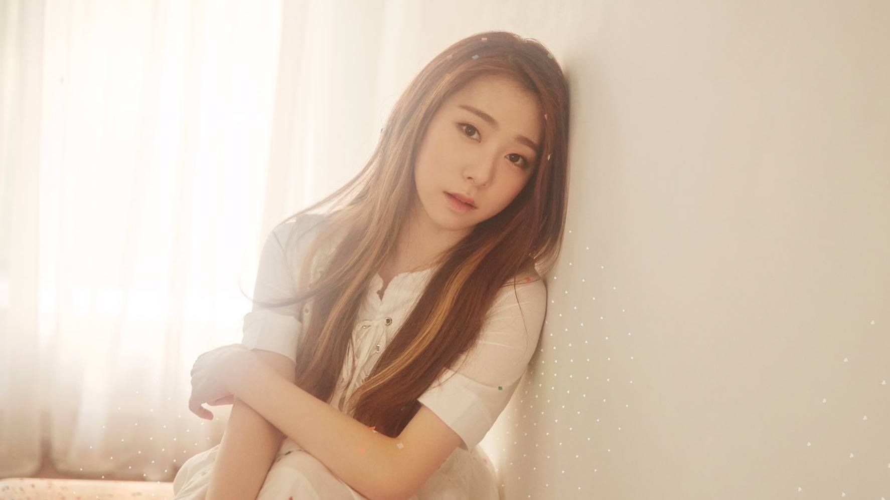 I.O.I members reunited and things got emotional - Koreaboo