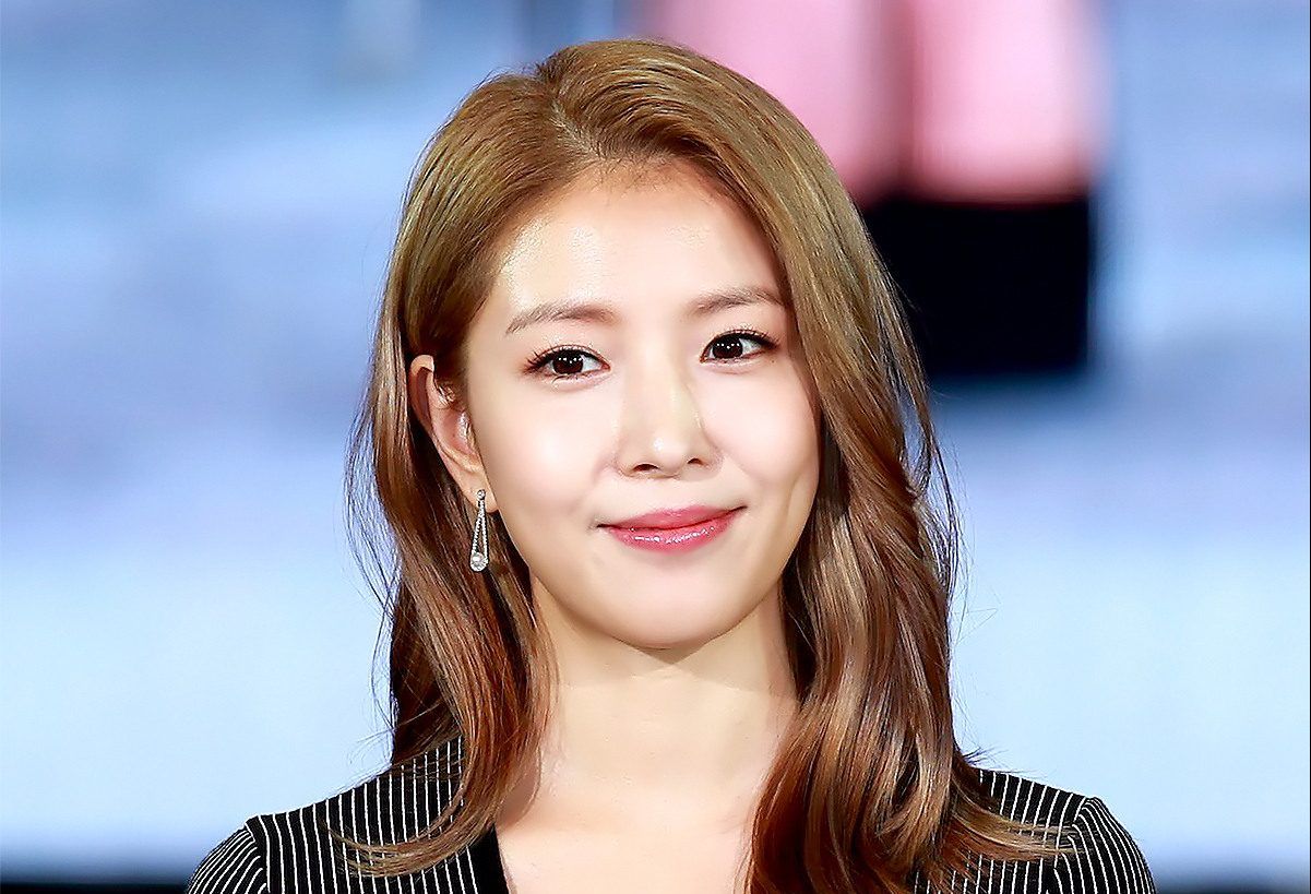 BoA releases new track and MV titled "Spring Rain" - Koreaboo