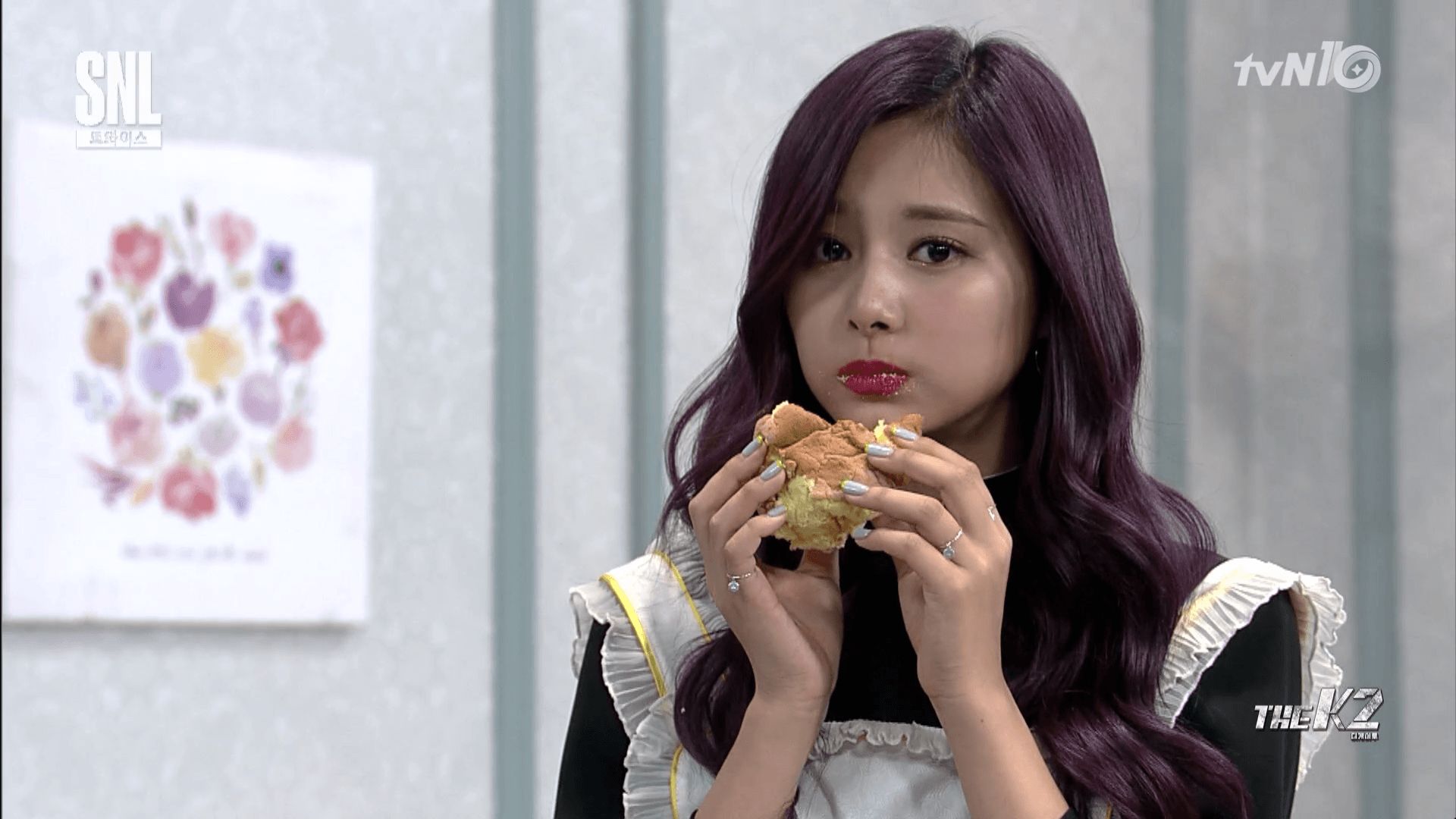 Tzuyu's SNL Appearance Turned Into Viral and Relatable Meme - Koreaboo