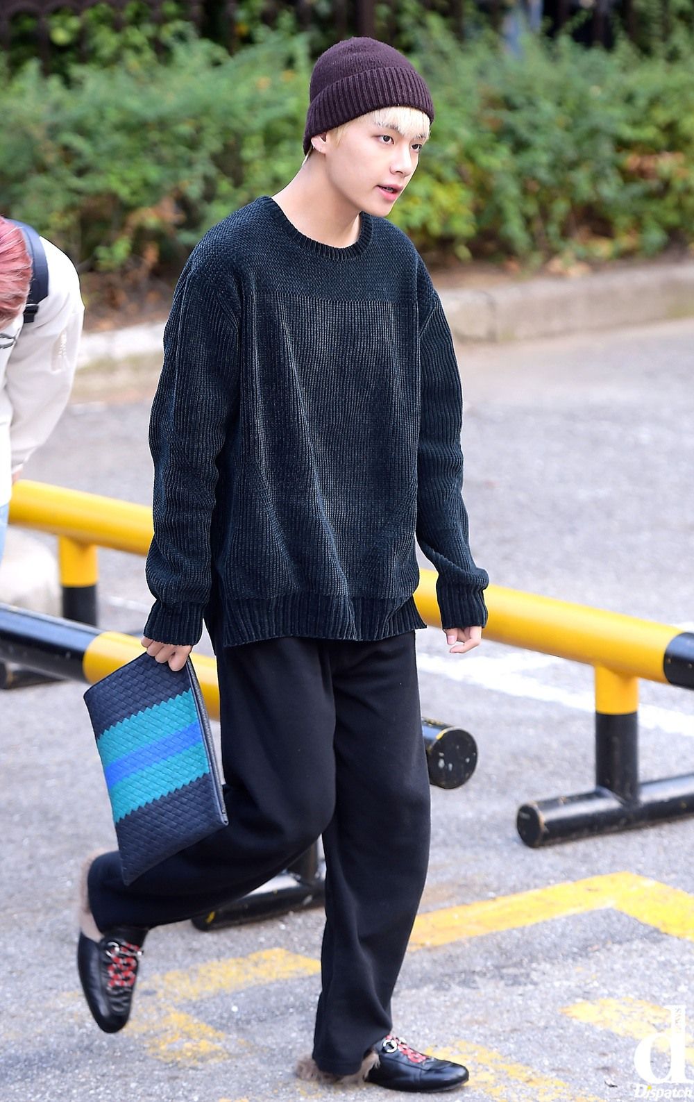 12 of BTS V's Most Iconic Outfits That Prove He Deserves To Be Called ...