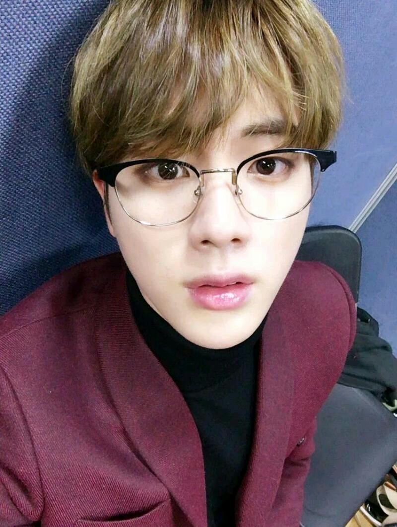 21 Photos Of BTS In Glasses Prove Smart Is The New Sexy - Koreaboo