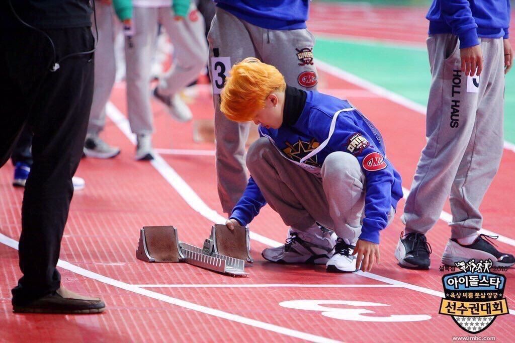 32 Photos That Show BTS Jimin Always Sits Exactly The Same All The Time ...