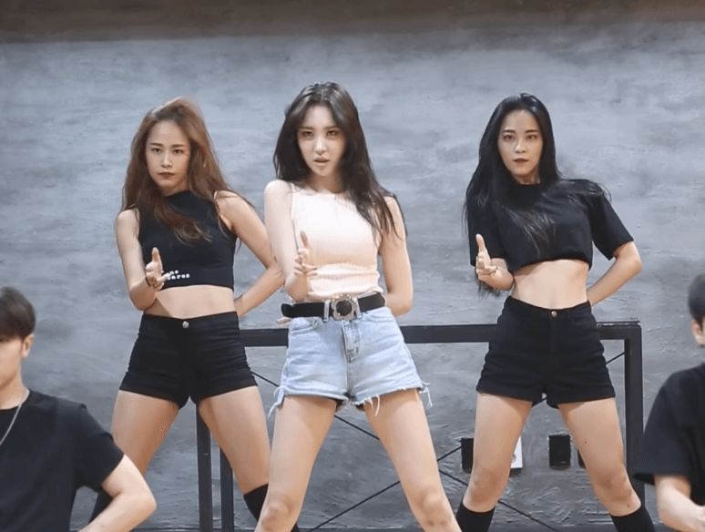 Sunmi's "Gashina" Dance Practice Video Is Surprsingly Way Sexier Than ...