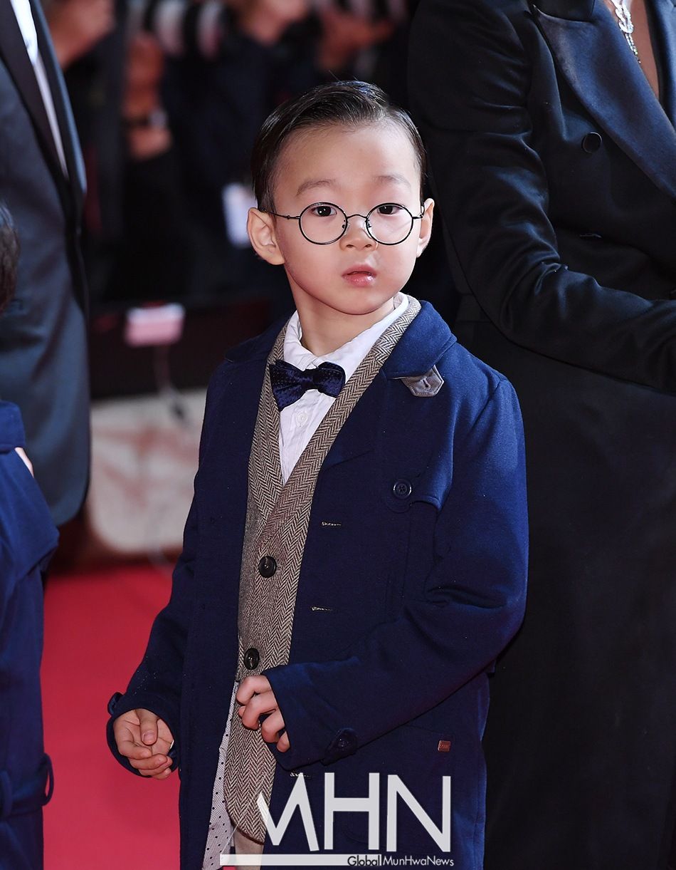 The Song Triplets Make Their First Public Appearance In Years - Koreaboo