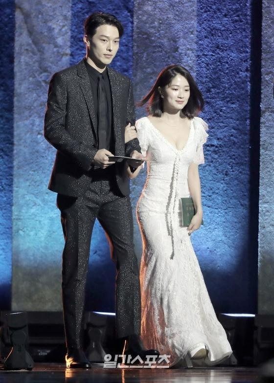 Kim Hye Yoon And Byeon Woo Seok's Shocking Height Difference Is Going ...