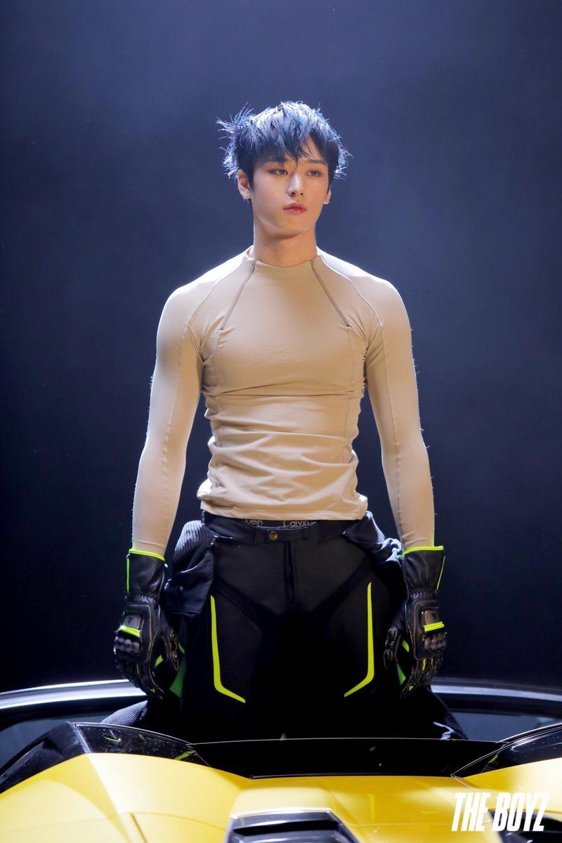 8 Male Idols Who Went Viral For Their Body Proportions - Koreaboo