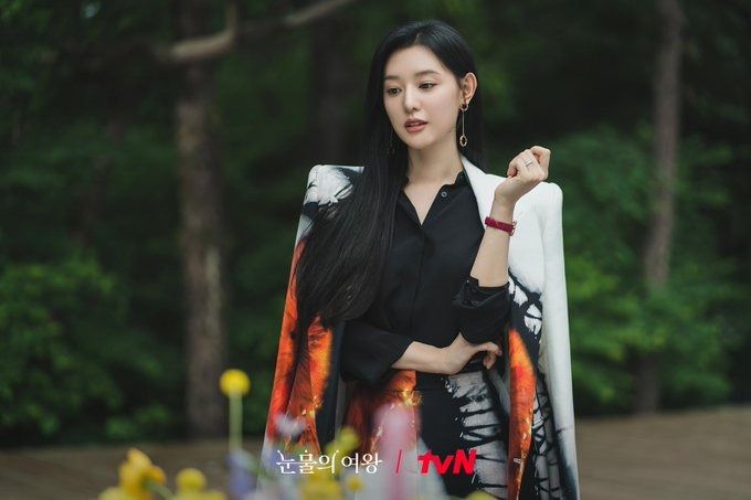 “The Heirs” Actress Kim Ji Won Shocks Netizens With Her Unexpected Transformation For K-Drama ...