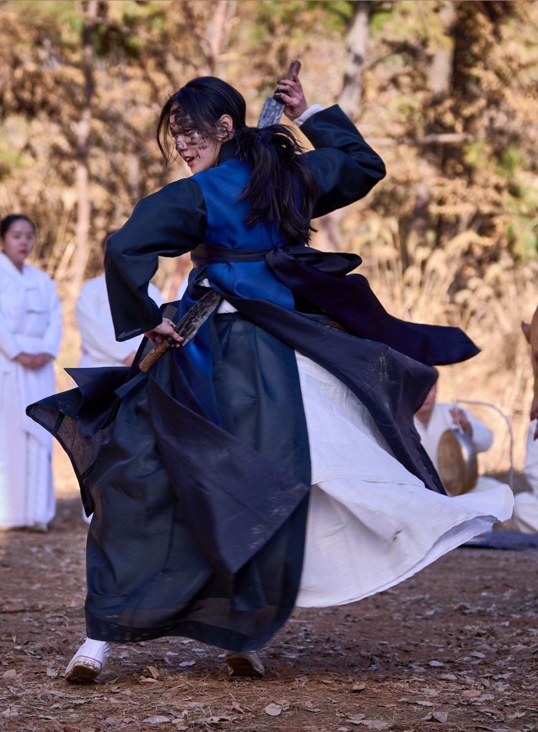 Lee Do Hyun And Kim Go Eun's "Exhuma" Breaks Box Office Record Within ...