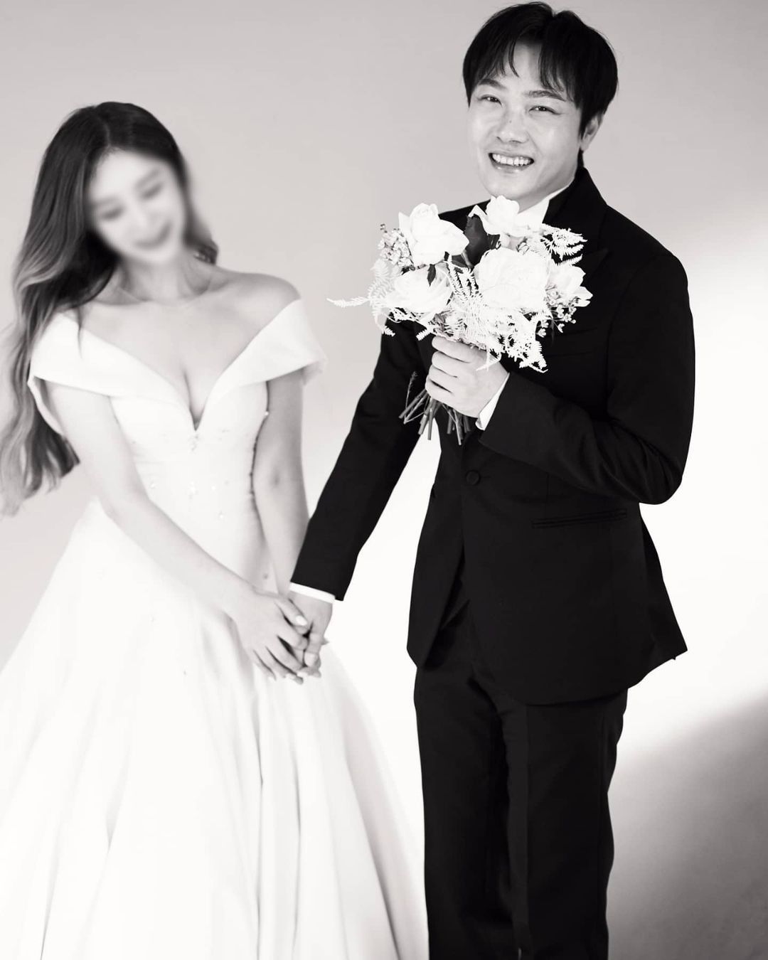 47-Year-Old Idol Shocks Fans With Pregnancy Announcement - Koreaboo