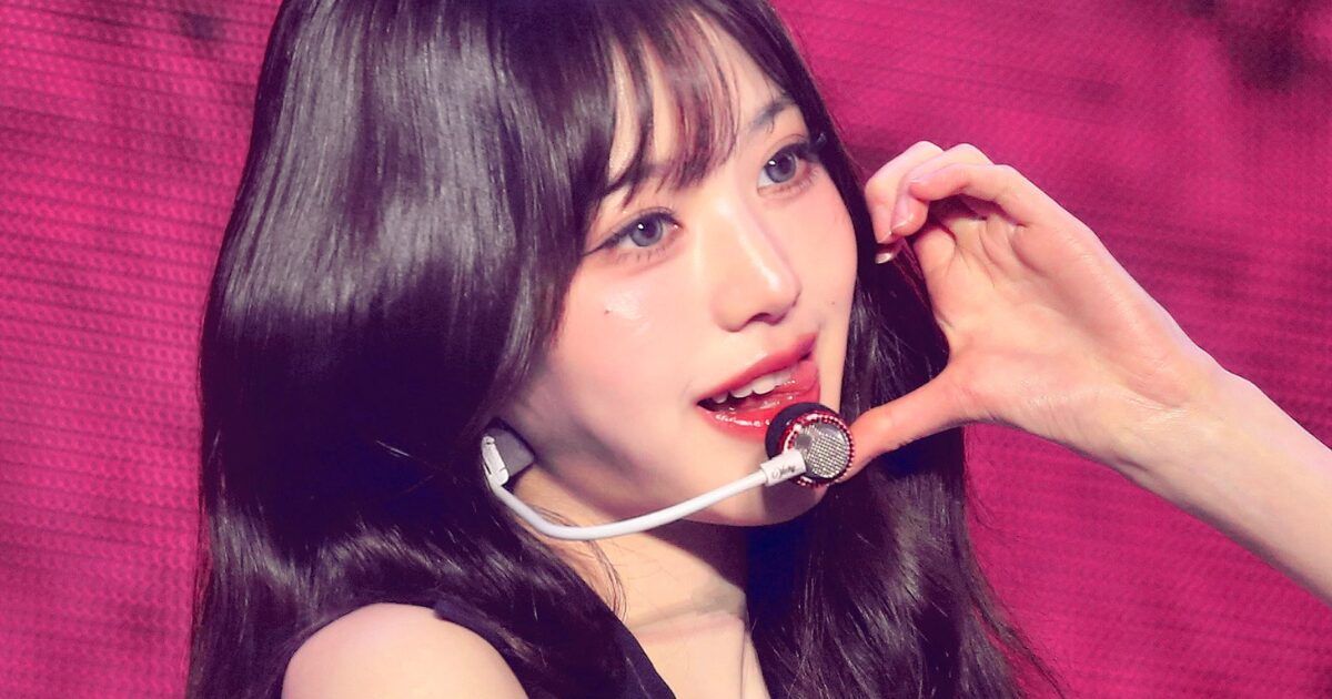 IVE's Wonyoung Shocks Netizens With Her Unreal Body Proportions - Koreaboo