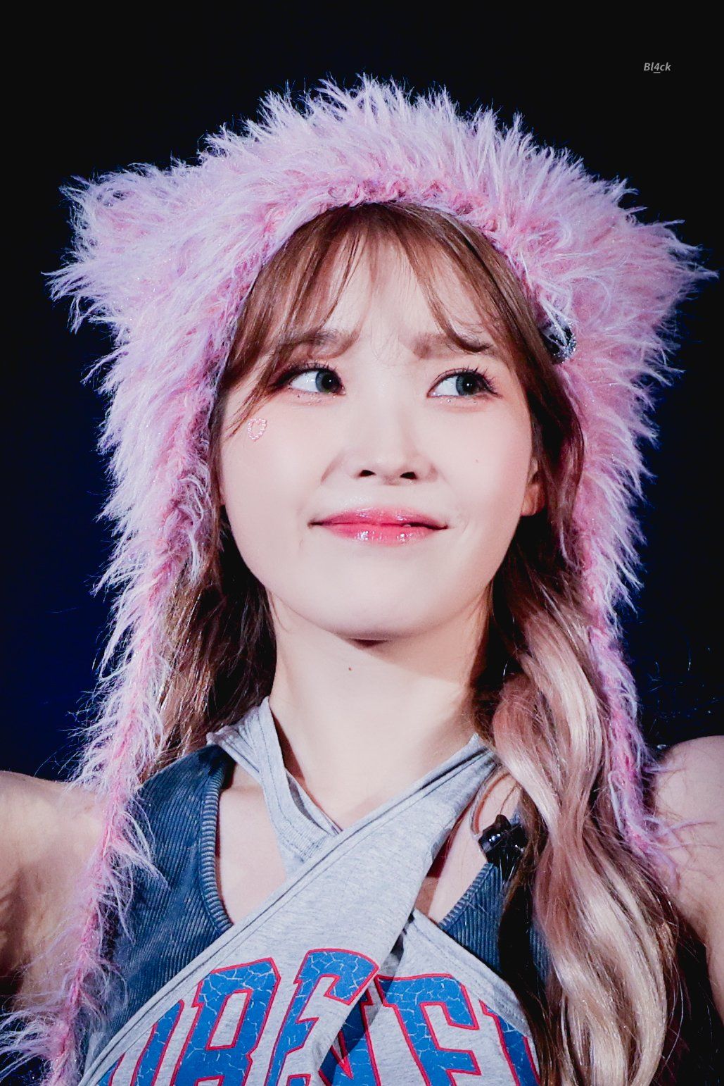 “แฟนหนุ่มจอมสนับสนุน” อีจงซอกปรากฏตัวที่ IUคอนเสิร์ตกรุงโซล - IDOL NEWS