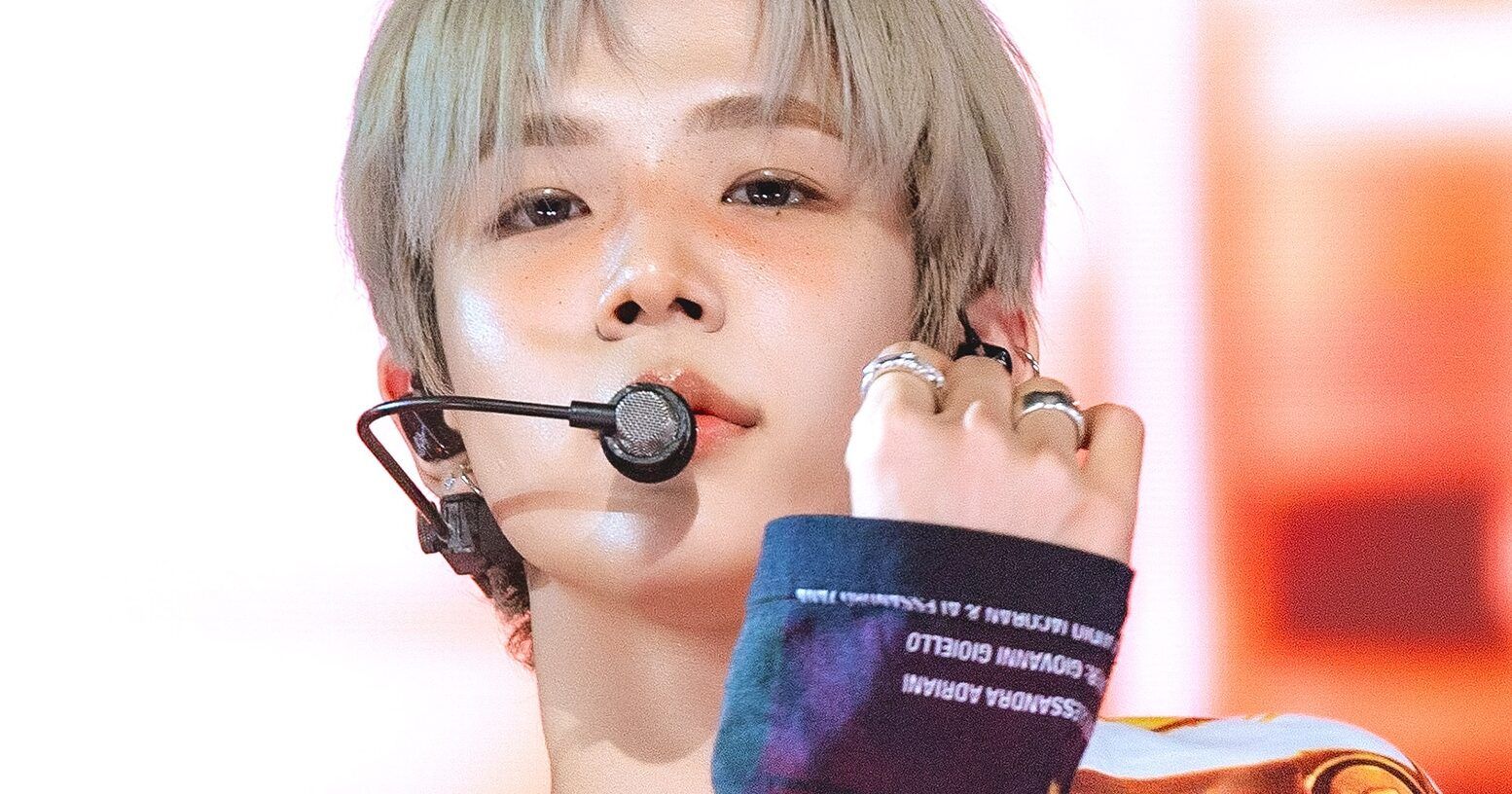 Even A HYBE Employee Can't Hide Their Love For RIIZE's Shotaro - Koreaboo