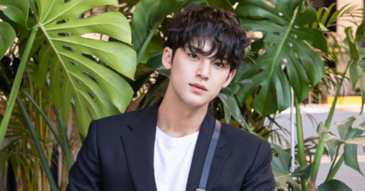 SEVENTEEN's Mingyu Goes Viral For Giving His Parents "More Money Than ...