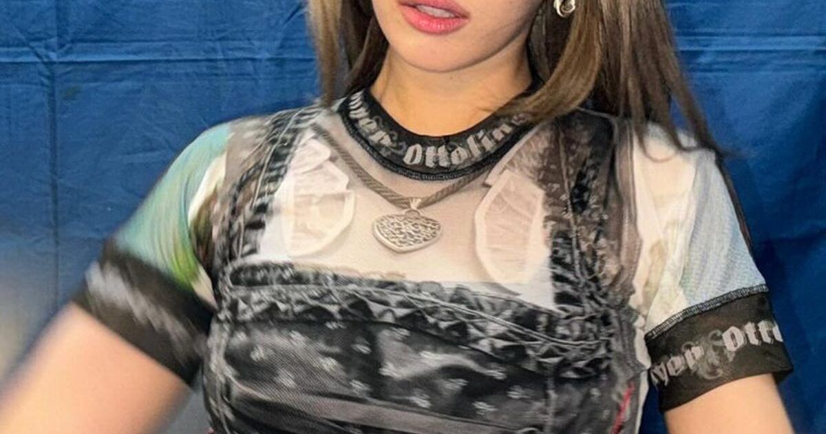 3rd Gen Idol Praised For Having "Best Body In K-Pop" By Netizens - Koreaboo