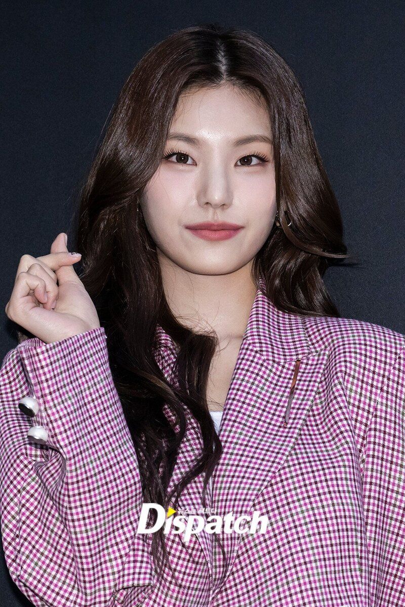 BLACKPINK's Jennie And ITZY's Yeji Wore The Same Outfit But Served Completely Different Vibes ...