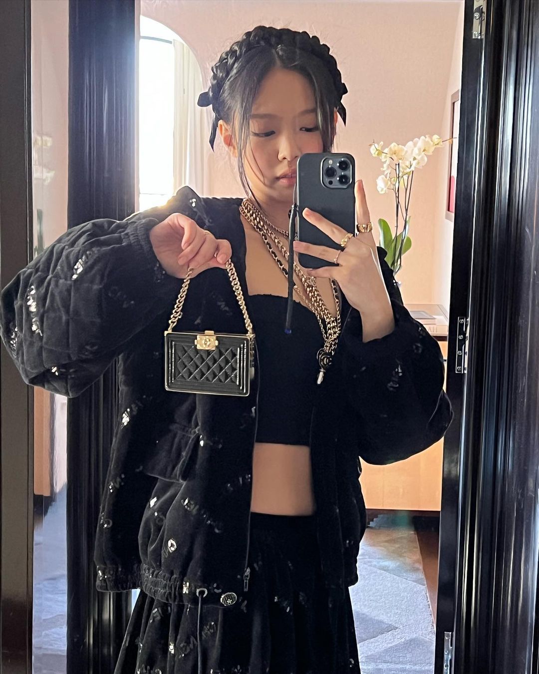 Fashion Icon BLACKPINK's Jennie Picks Her Favorite Outfit She's Ever ...