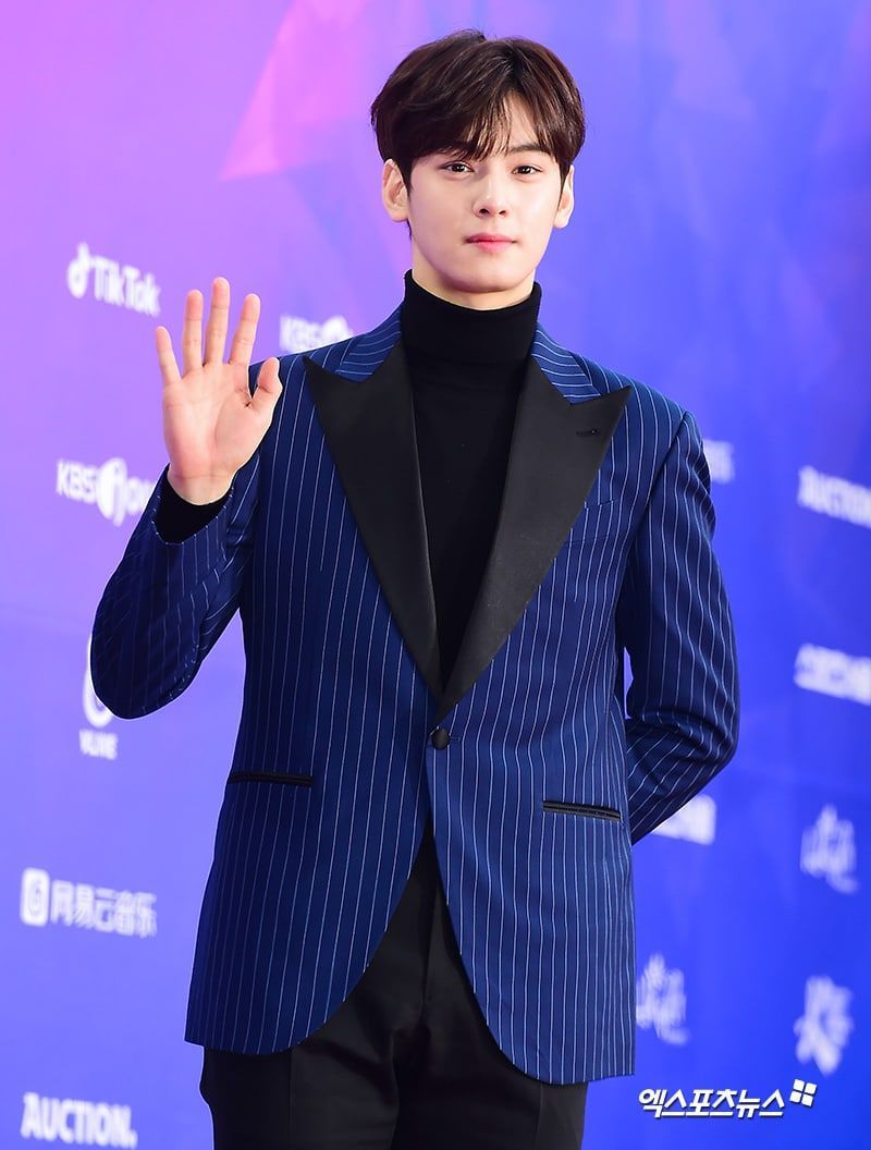 BTS's V And ASTRO's Cha Eunwoo Both Wore Sexy, See-Through Shirts But Served Totally Different ...