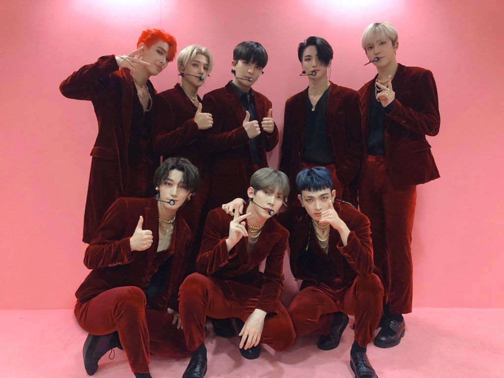 25 Pictures Of ATEEZ's Members Looking Absolutely Gorgeous In Red ...