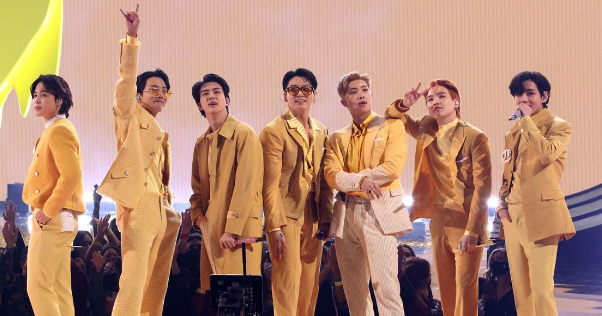 BTS Had Both Fans And Artists Jumping Out Of Their Seats At The AMAs ...