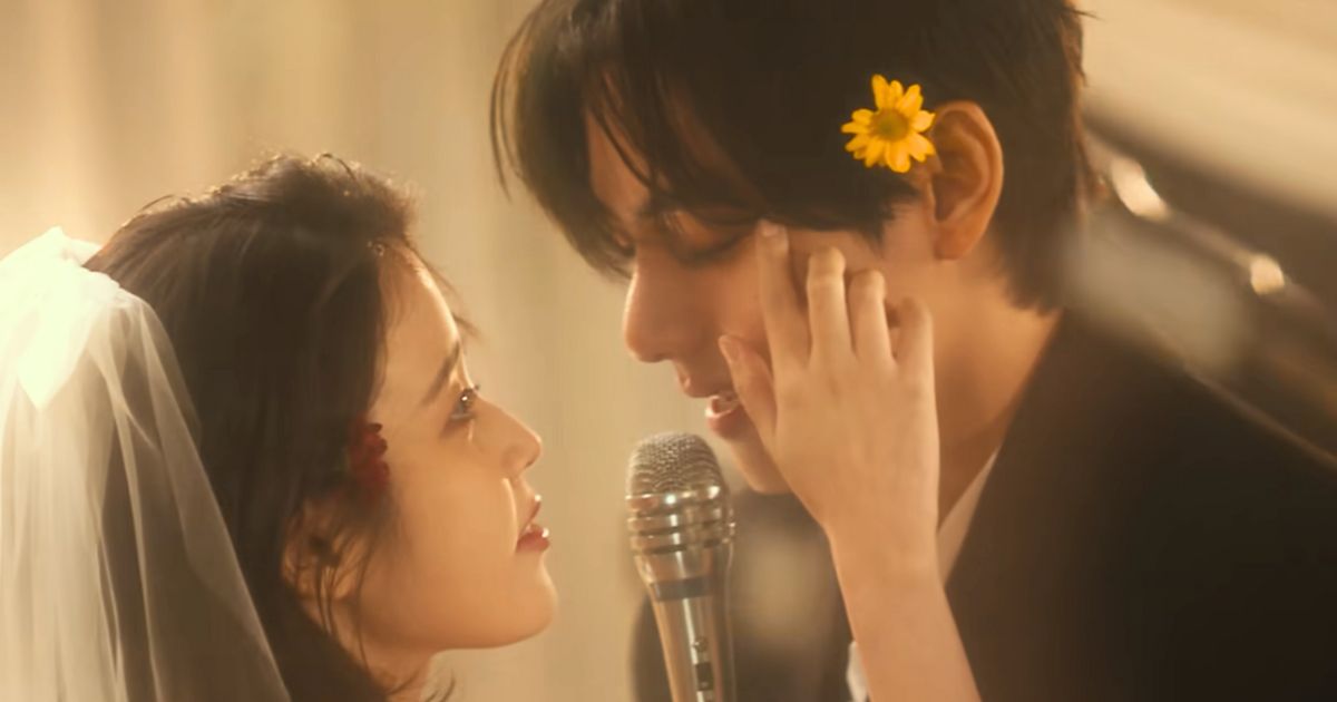 BTS's V Is Going Viral For A Behind-The-Scenes Moment With IU — Making ...